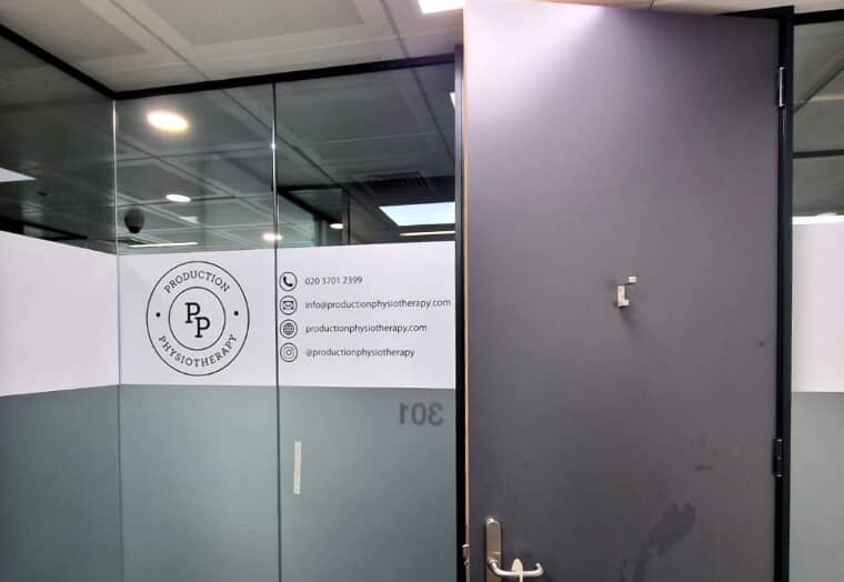 The Benefits of Window Vinyl Graphics for Businesses